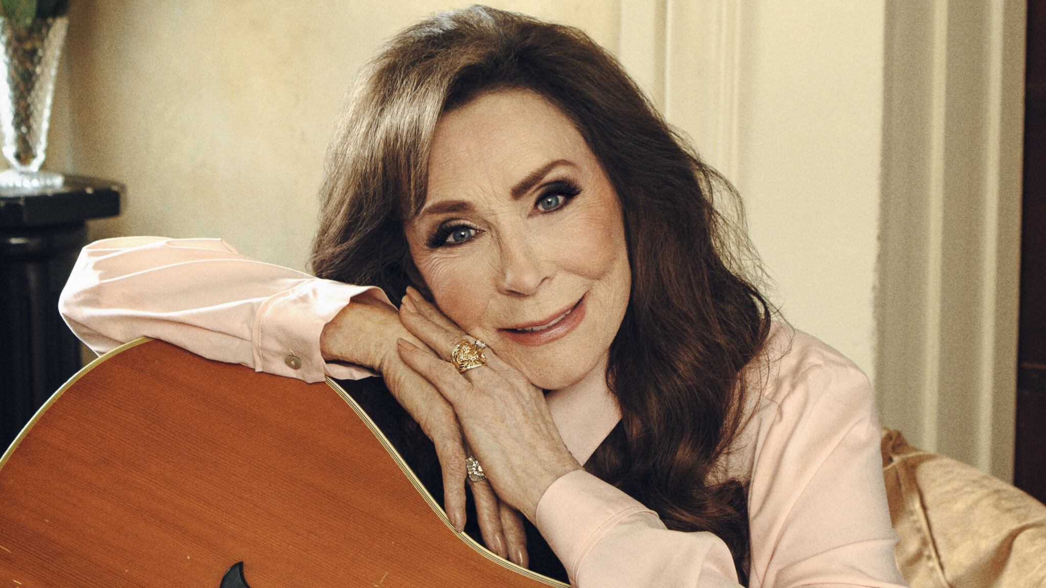 Loretta Lynn Has Died at 90. - Daily Candid News