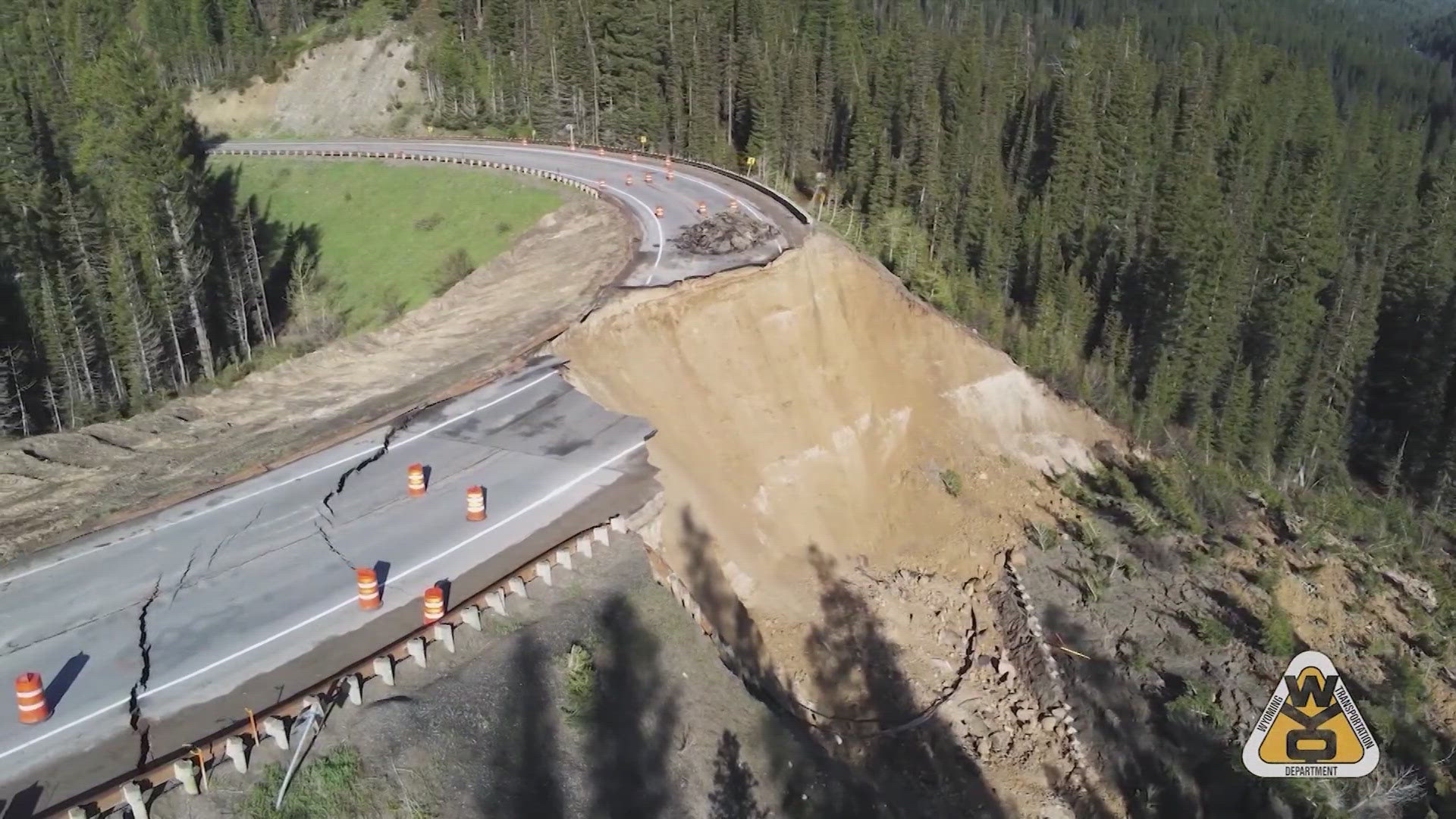 See The Moment A Landslide Destroys Major Highway In Wyoming. - Daily ...