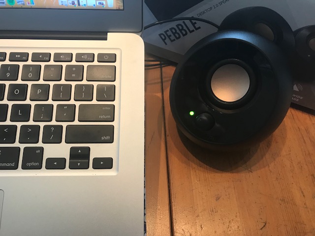 These Tiny But Powerful Pebble Speakers Will Blow You Away - Daily ...